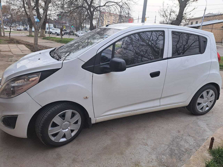 Spark 1,25 mator 1 pozitsiya metan gaz 3-pok NAXTga sotiladi