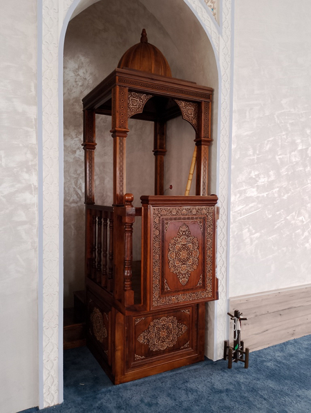 Minbar
Масжидлар учун