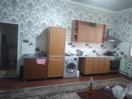 Yuqori Chirchik tumani  Yangibozor rayoni Saksonotada 6 sotikli hovli