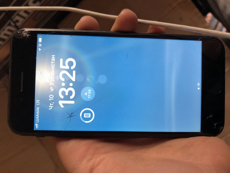 iphone se 2020 sotiladi