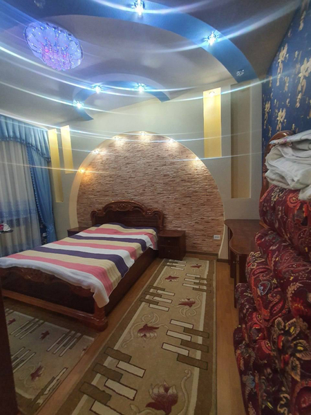 Срочно 3х Наваи центре сдаётся