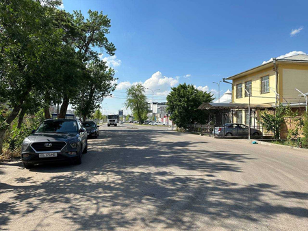 Продаётся старый дом 9 соток Мирабадский район