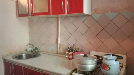 Срочно продам 2 комнатную квартиру на массиве Фируза