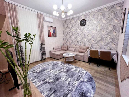 R14 Сдается квартира 2/2/9 на улице Боткина Ор-р парк Ашхабад