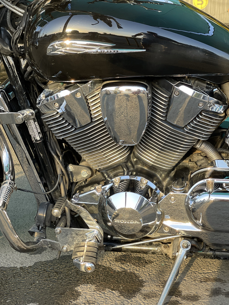 Срочно Продам Honda VTX 1800