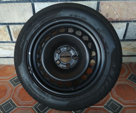 Mers E210 ga taqilgan 215/55 R16