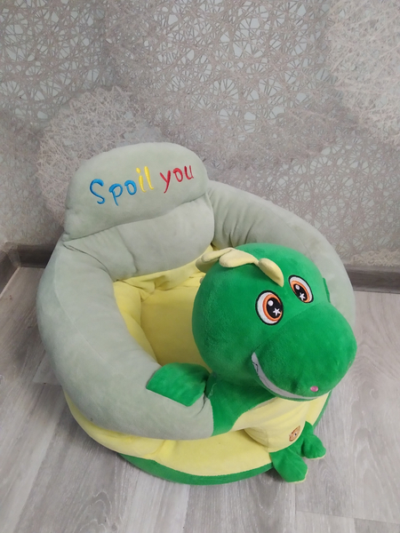 Продам мягкий стульчик для малыша