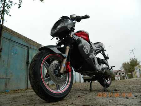 продам скутер Piaggio gilera dna 50 хаммасини укинг мотор бузулган