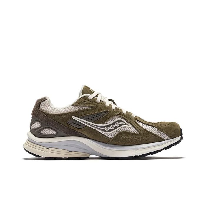 В продаже новые оригинальные кроссовки Saucony Kinvara