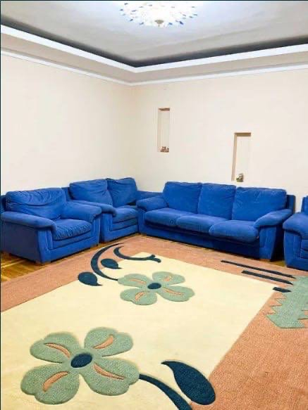 Хамза метро.   3 комнатная Спец плана.  119м2 с лифтом
