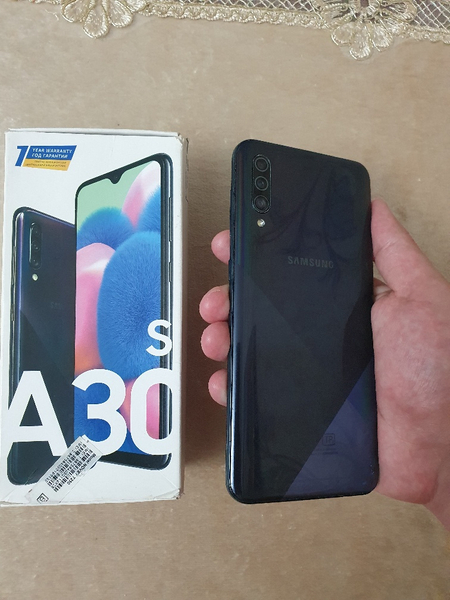 srochna Sotiladi Samsung Galaxy A30s yengi madel  Karobka dakument Bor
