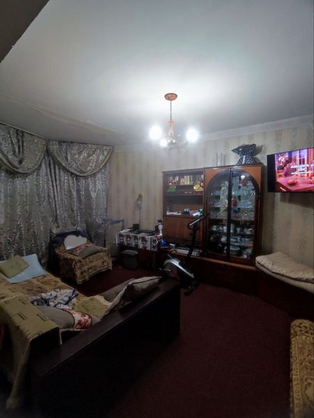 Продаю 3-х комнатную квартиру Сергели 8