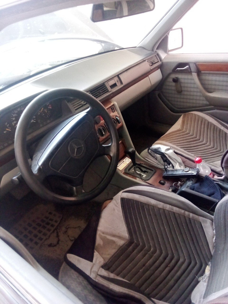 W124 280E sotiladi