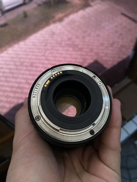 Canon 16-35 f/2,8  L ll USM sotiladi