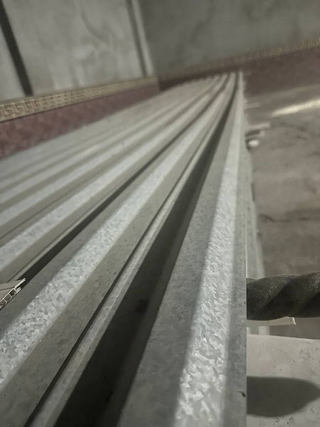 Tunuka rassiski uzunligi 6,40_18 dona_0,45 lik _metri 60 mingdan kelwa