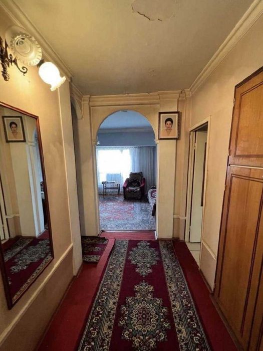 Срочно продается квартира 4/6/9 на Ц-1 дом Архитекторов  90 м2  (МНМ)