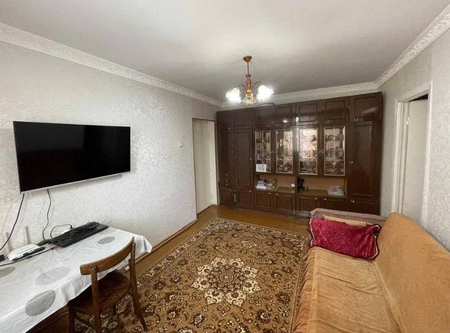-Чил 25-квартал 2в3/2/5 Кирпич 60кв.м балкон 2х6