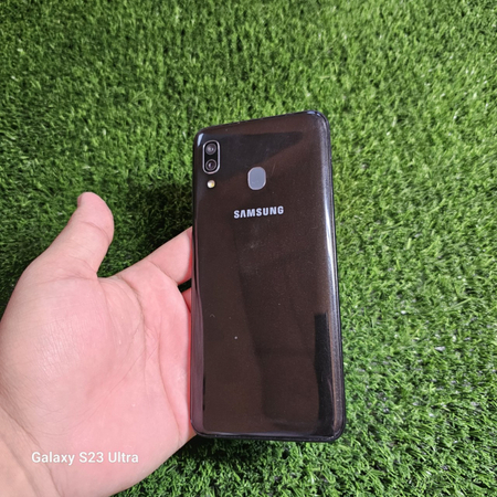 Samsung Galaxy A20