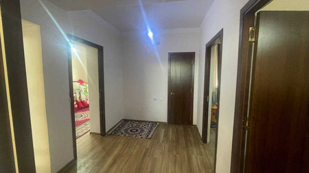 3 xonali kvartira sotiladi. e'lon id: 256229