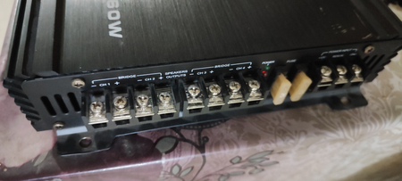 Продам 4 кональный усилитель 4.460w