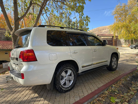 Land Cruiser 200
