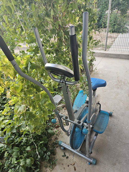 Срочно продам тренажерные лыжи