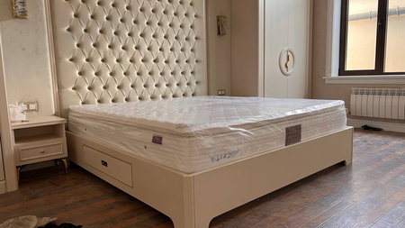 Кровать. Мягкая кровать двухспальная.кровать  с механизмы