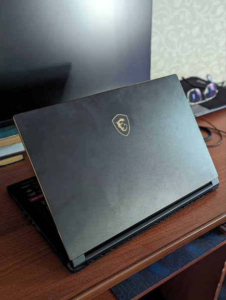 Игровой ноутбук MSI GS65 Stealth 8SE Core i7/RTX 2060/16GB RAM/1TB SSD