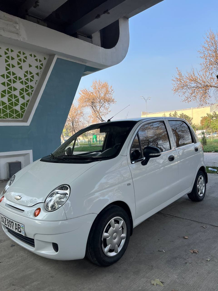 Matiz 3. Sotiladi kraska toza. Naqtga, variantga yuq.