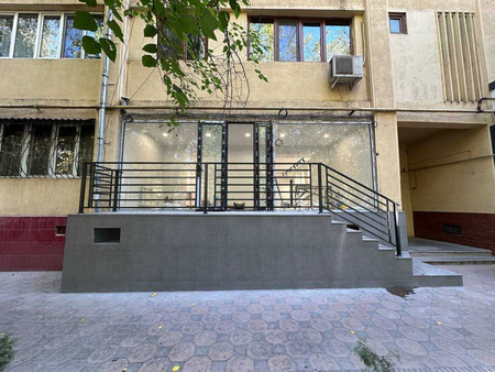 сдается в арендунежилое помещение 100 м2 Мирабадский район