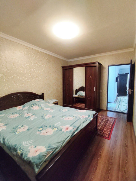 Продаётся Чиланзар 9 3комн 2 этаж. Кирпич.