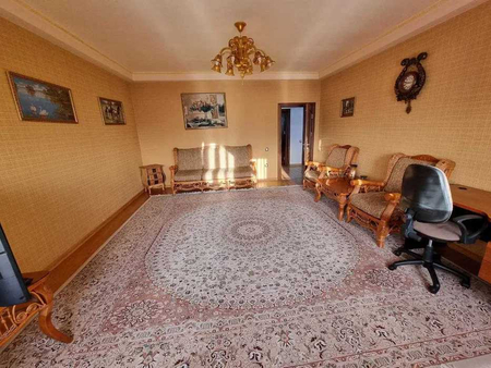 Аренда квартиры в Центре на Ойбеке ID:DM53