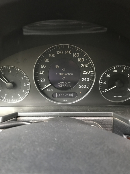 Продается своя Mercedes-Benz E 240 w211