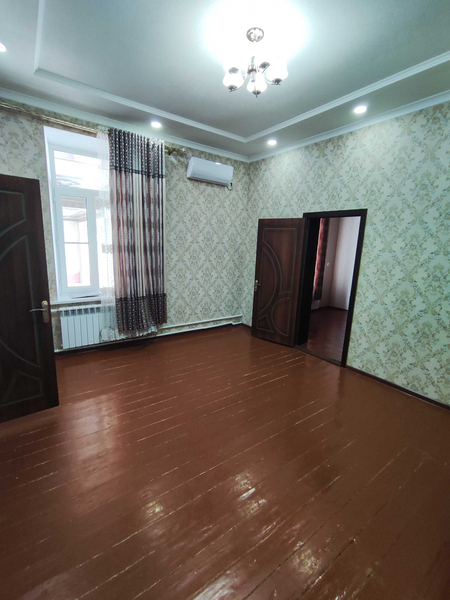 Продается дом в центре города