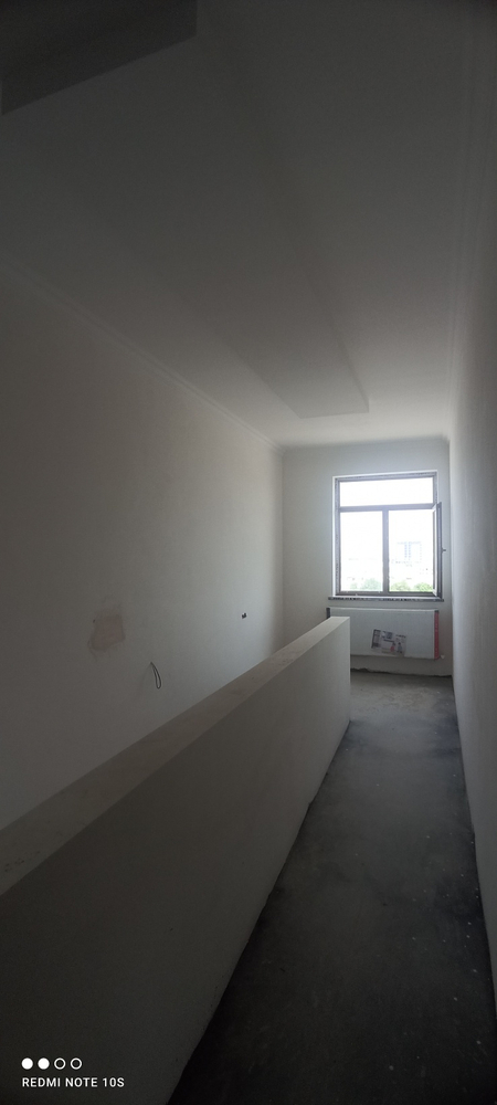 Продается 5 ком квартира