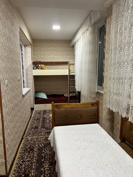 #10459 Сдается в аренду квартира 2-3/5/5! Мирзо-Улугбекский р-н Карасу