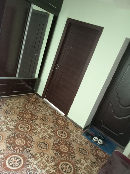 Yashash tayyor 3 xonali kvartira tez va arzon sotiladi