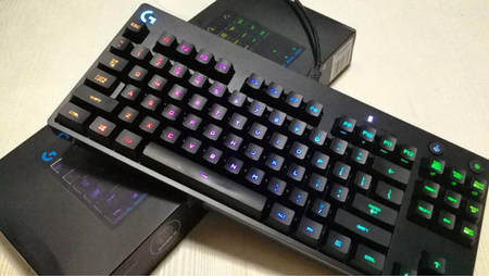 Logitech g pro, (Клавиатура и наушники)