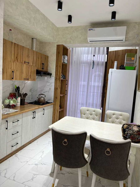 Продантся Квартира 1в2/6/9 ЖК Salom Мирзо  Улугбекский район