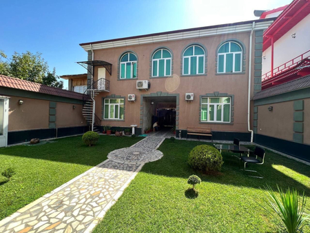 Аренда Евро дом под офис Ор-р: Братские могилы 650м2