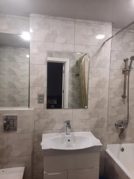 Бобура  2х комн.квартира , разд.ком  пл.60ккв.м