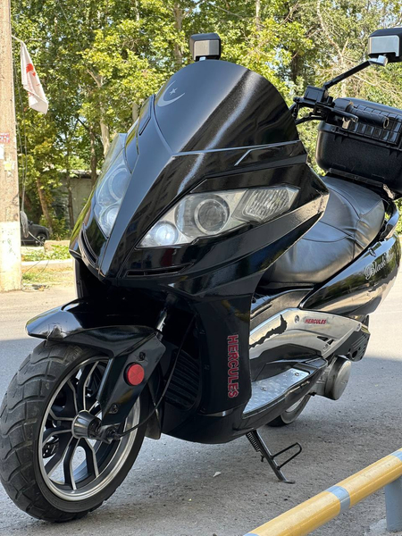 Lifan maxi skuter