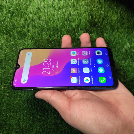 Vivo 1820 srochni sotiladi