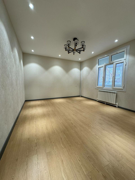 Ю-абад 4 4/1/4 Новый Евро ор-р Универсам  СРОЧНАЯ продажа