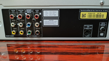 DVD/VHS проигрыватель LG-VLK9320w(стерео).
