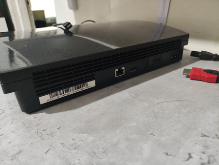 Продаём PS3 500gb