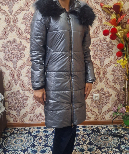 Kurtka yangidek kiyilmagan