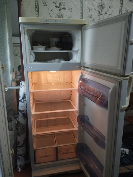 Продается Холодильник
