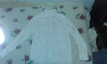 Продаються мужские рубашки