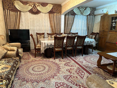Продается СРОЧНО  3х комнатная Юнусабад 14 1 ЛИНИЯ ор. Кристалл(м999)